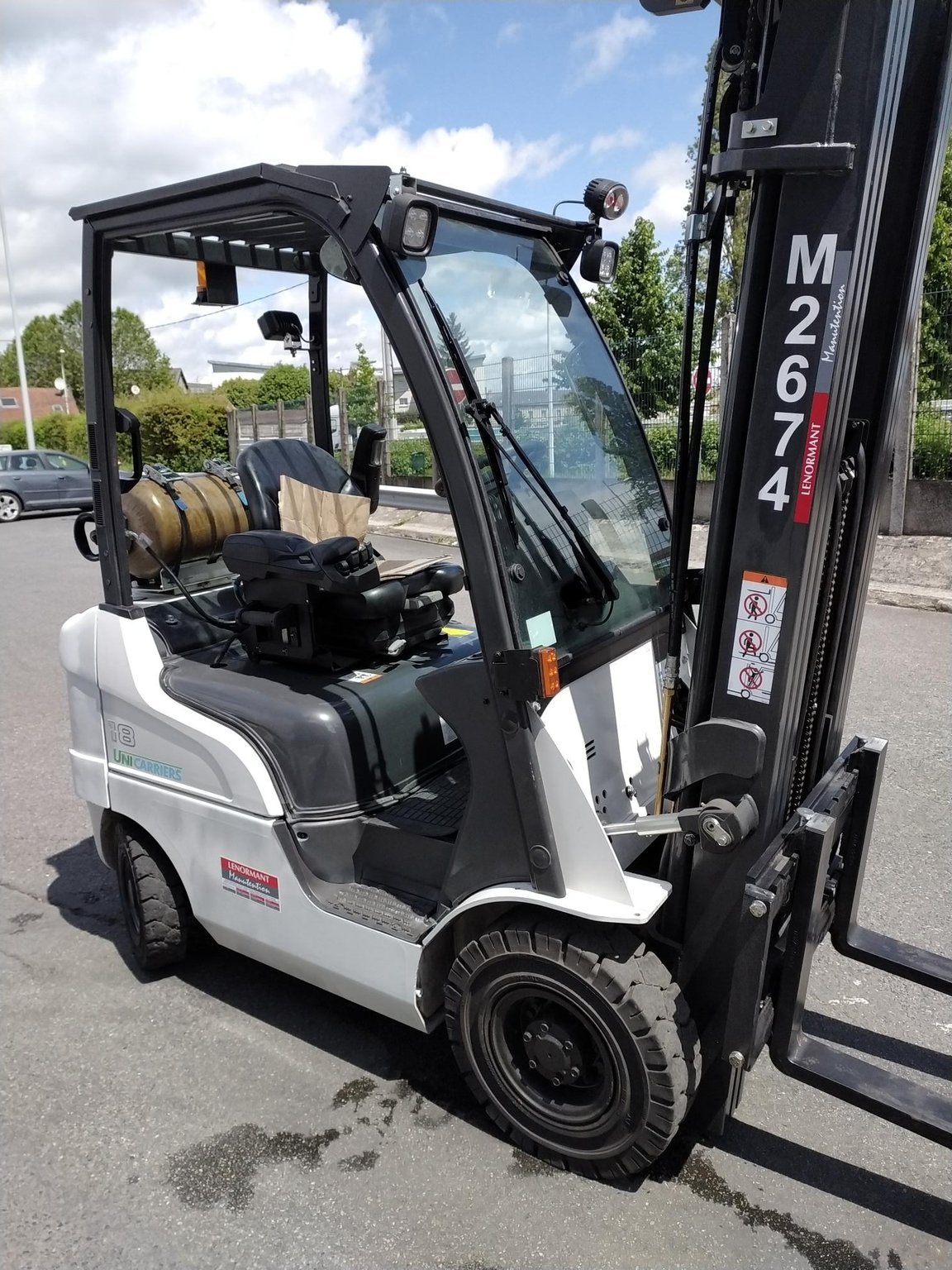 Chariot élévateur gaz UniCarriers DX18G à vendre sur Lenormant Manutention